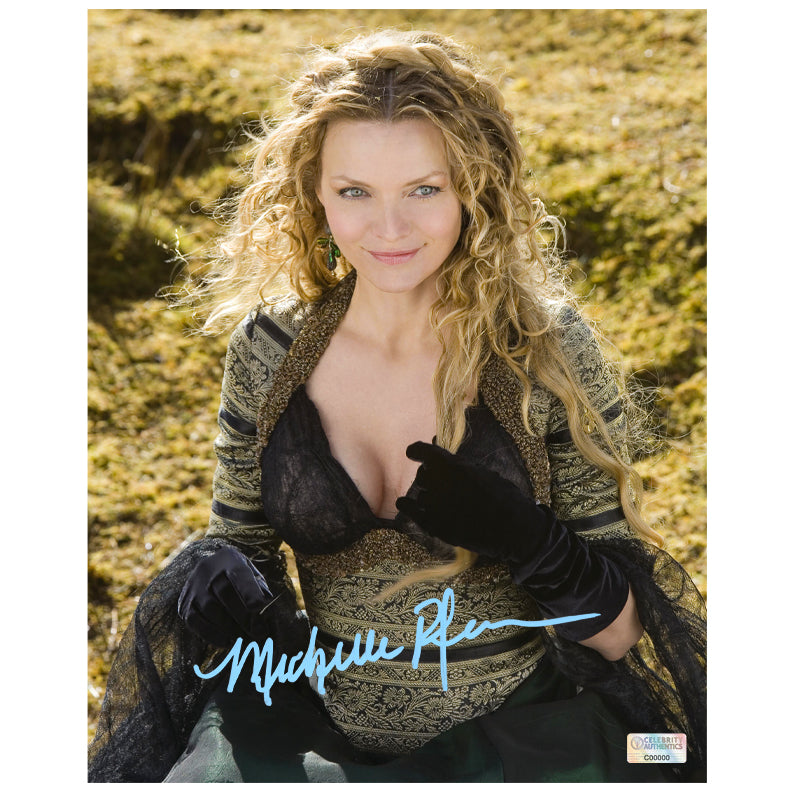 Michelle Pfeiffer Autographed 2007 Stardust 8x10 Lamia Photo – Celebrity Authentics