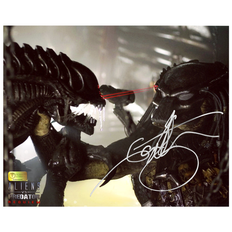Ian Whyte Autographed AVP: Aliens vs Predator Requiem Strike 8×10 Phot ...